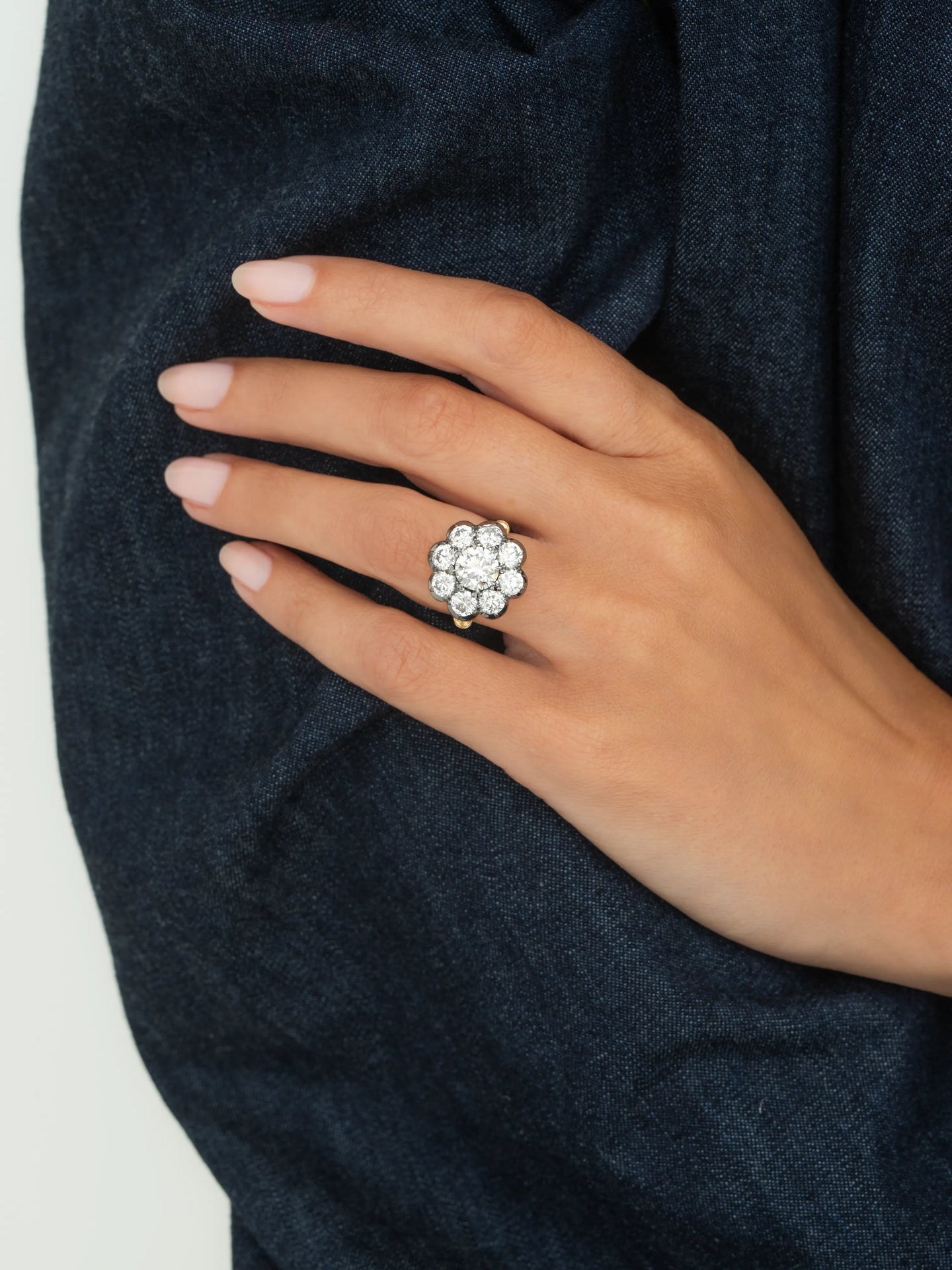 Chubby Daisy Diamond Halo Ring | Jessica McCormack